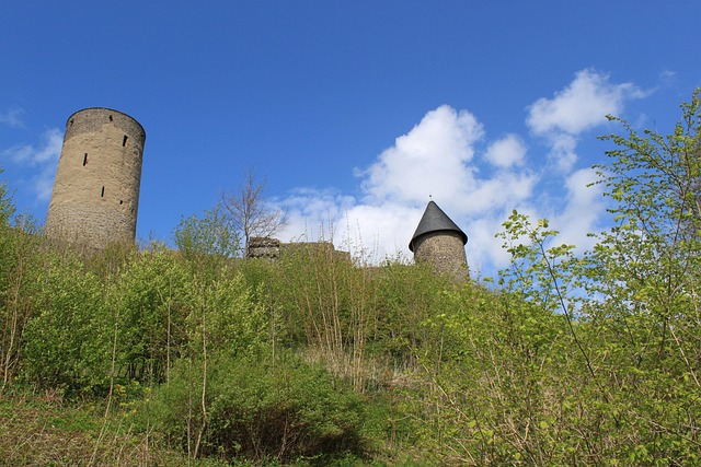 Nurburg Castle — Nürburg Castle: historic hilltop fortress in the Eifel ...